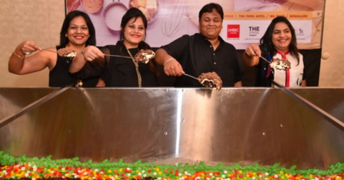3 Of The Biggest World-Record Cakes Made By Indian Bakers - Hogr Blog