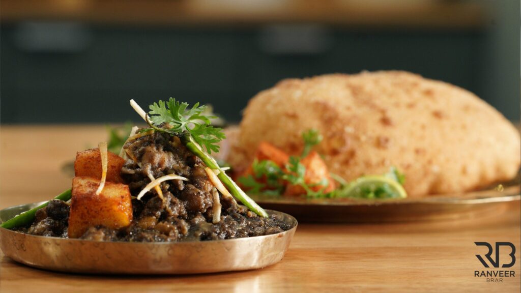 Authentic Chole Bhature recipe - Hogr Blog